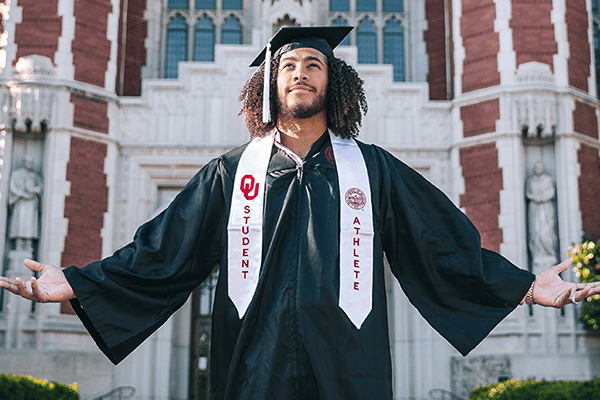 Linebacker Caleb Kelly Takes Leadership, Focus Beyond the Field | OU Online